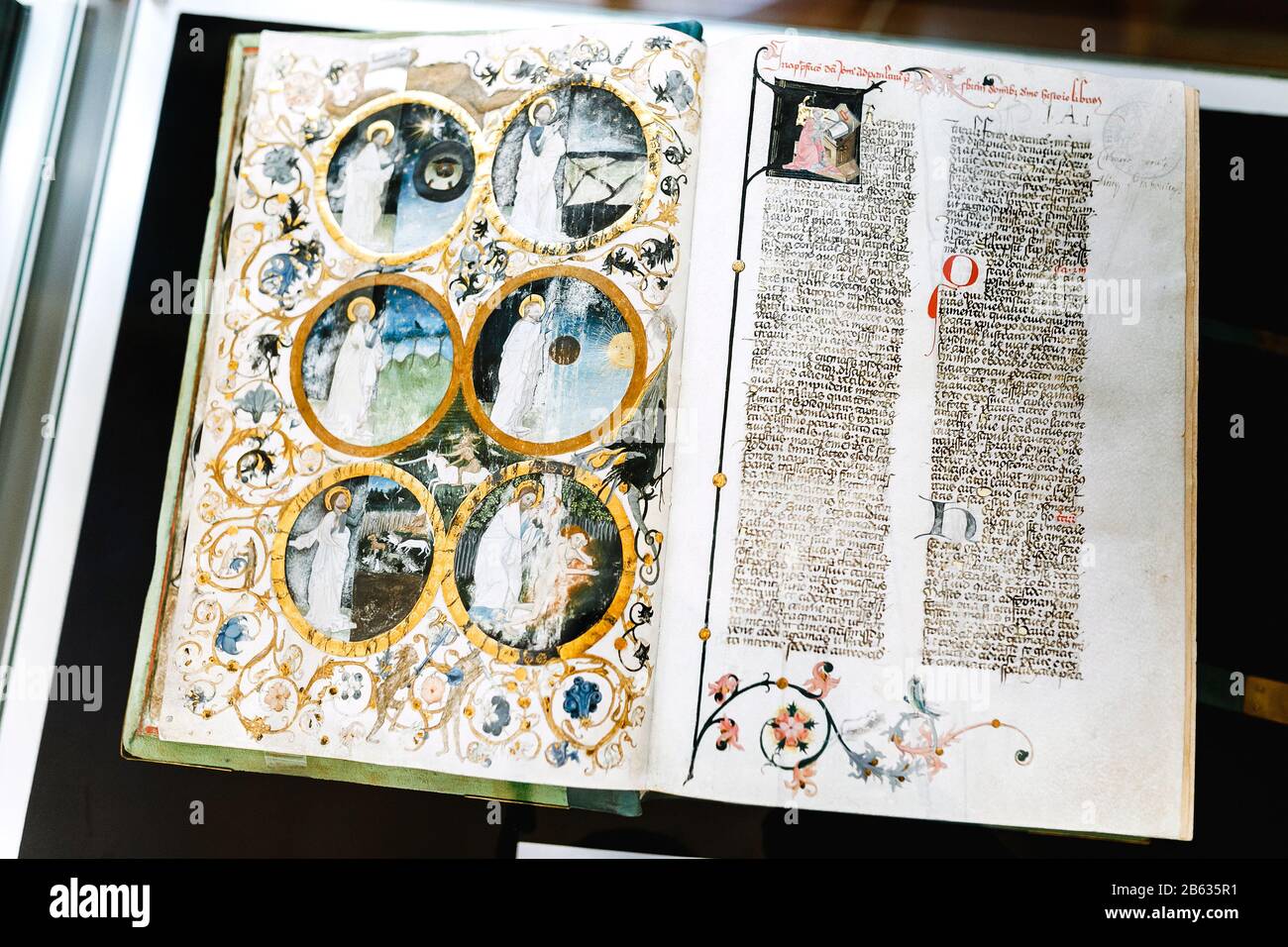 Livre manuscrit Banque de photographies et d’images à haute résolution ...