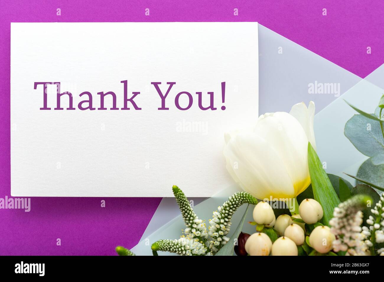 Carte de remerciement avec des roses roses Banque de photographies et d ...