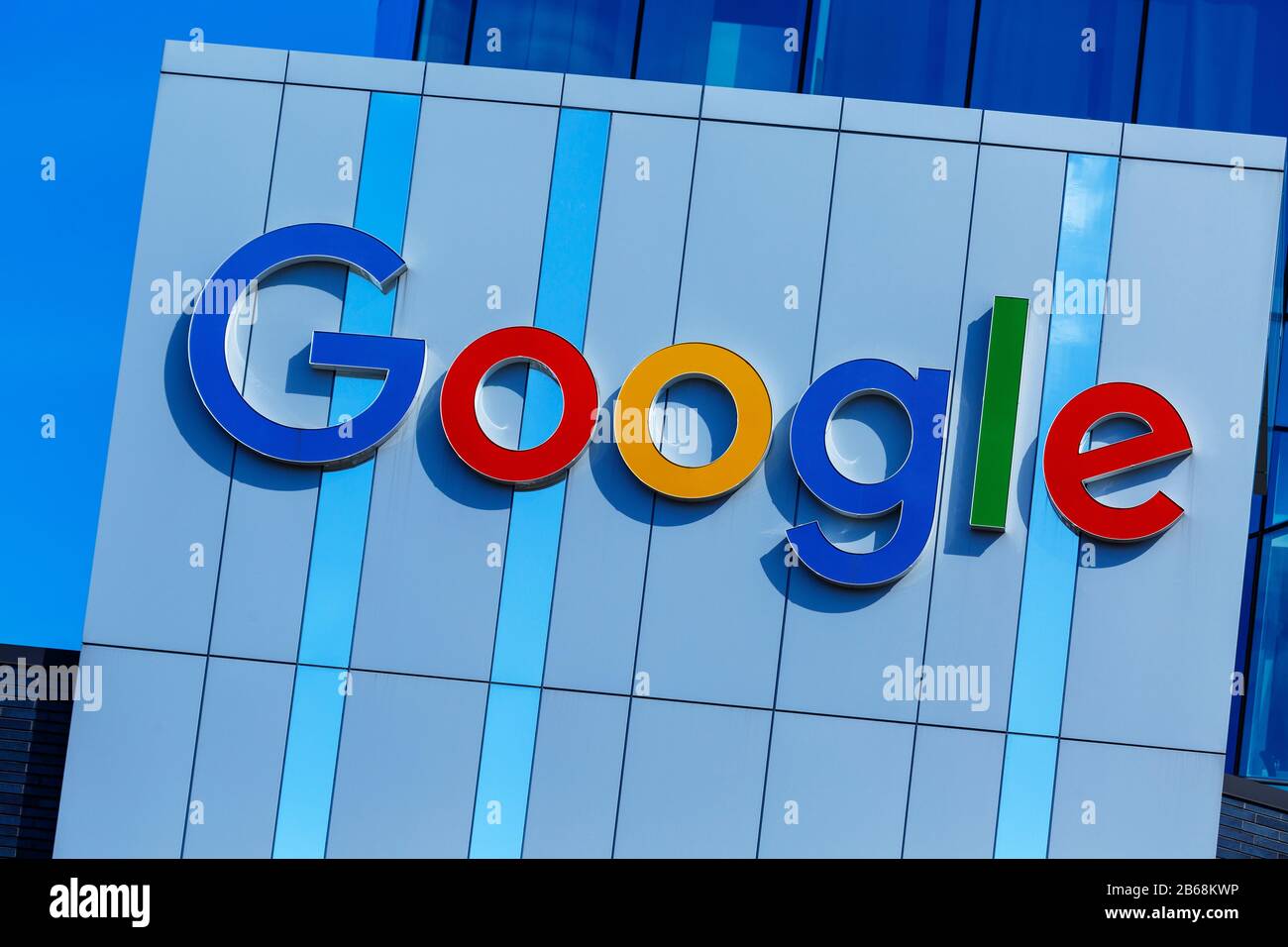 Google logo sign Banque de photographies et d’images à haute résolution ...