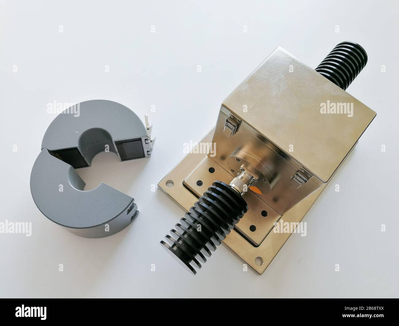 Injection de courant en vrac Banque de photographies et d’images à ...