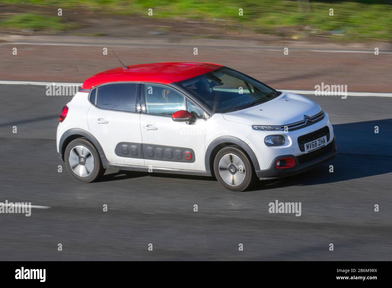 Citroen c3 1 2 puretech 110 flair Banque de photographies et d’images à ...