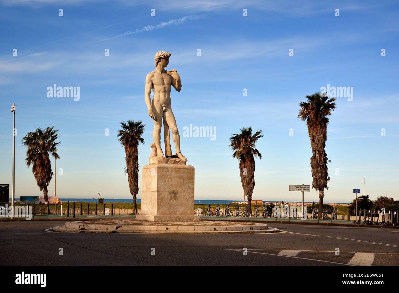 Statue de David, réplique ou reproduction de la statue Originale de ...