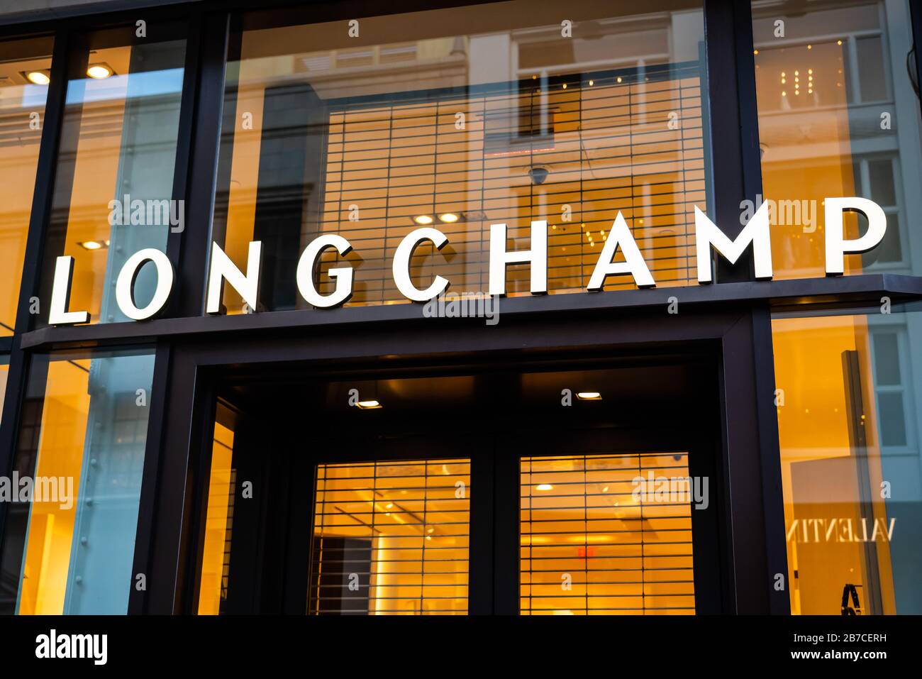 Logo longchamp Banque de photographies et d’images à haute résolution ...