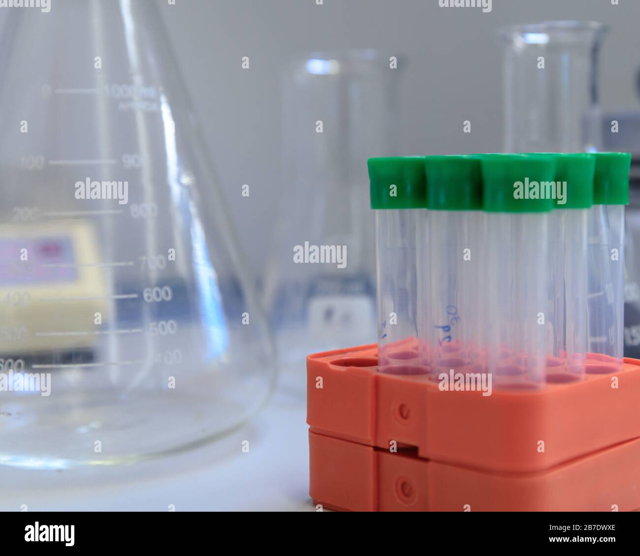 Instruments de laboratoire Banque de photographies et d’images à haute ...