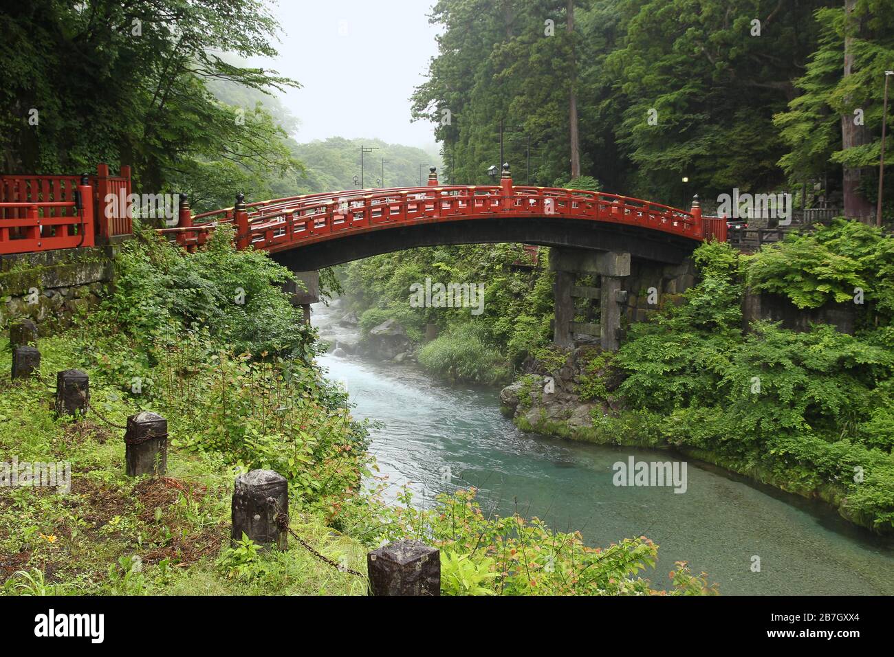 Japanese red bridge Banque de photographies et d’images à haute ...