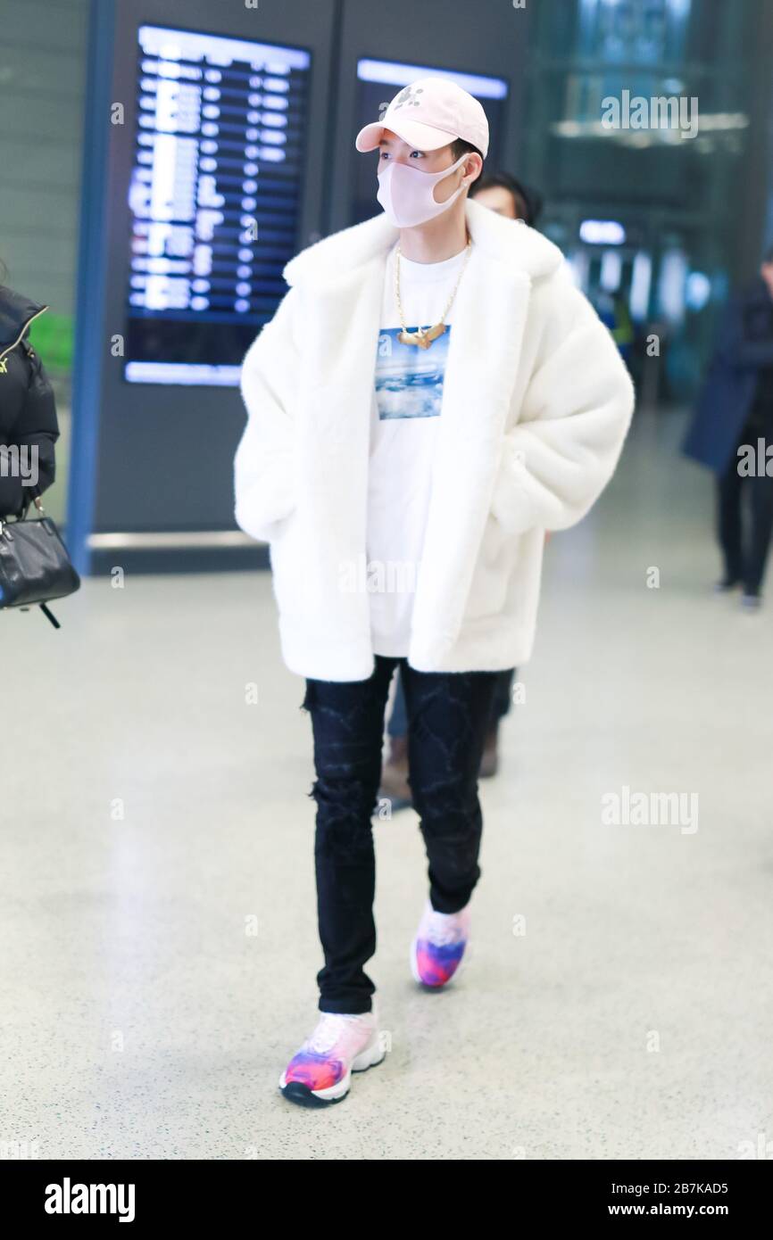 Dong youlin Banque de photographies et d’images à haute résolution - Alamy