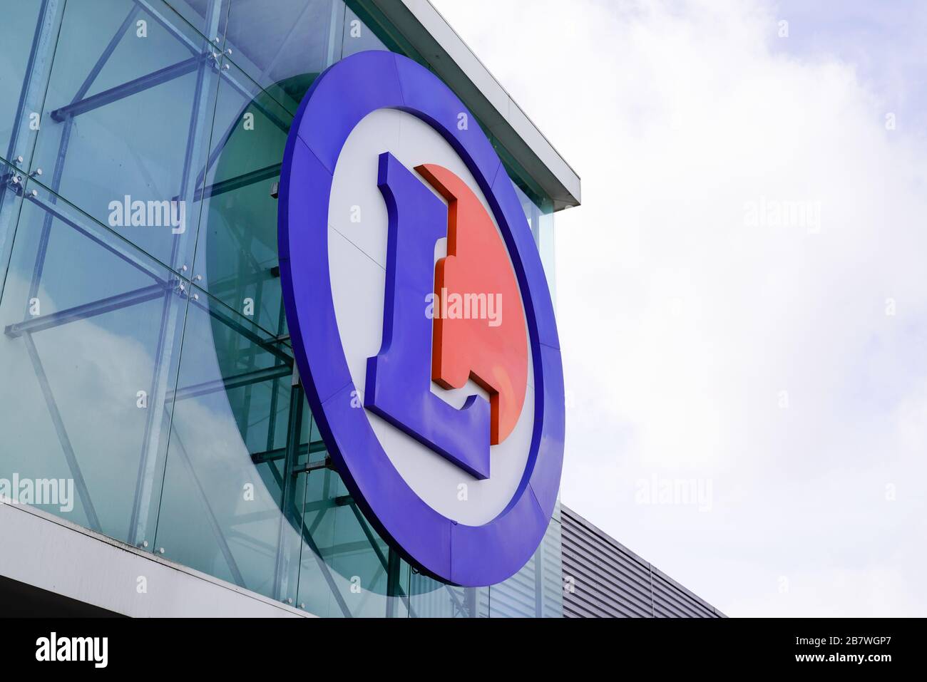 Leclerc logo Banque de photographies et d’images à haute résolution - Alamy