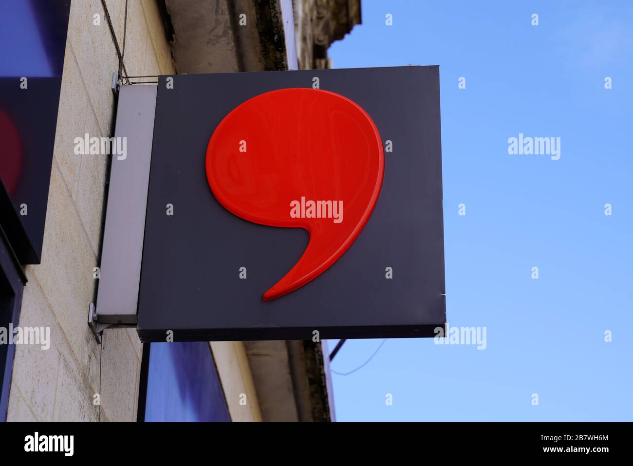 Logo monoprix Banque de photographies et d’images à haute résolution ...