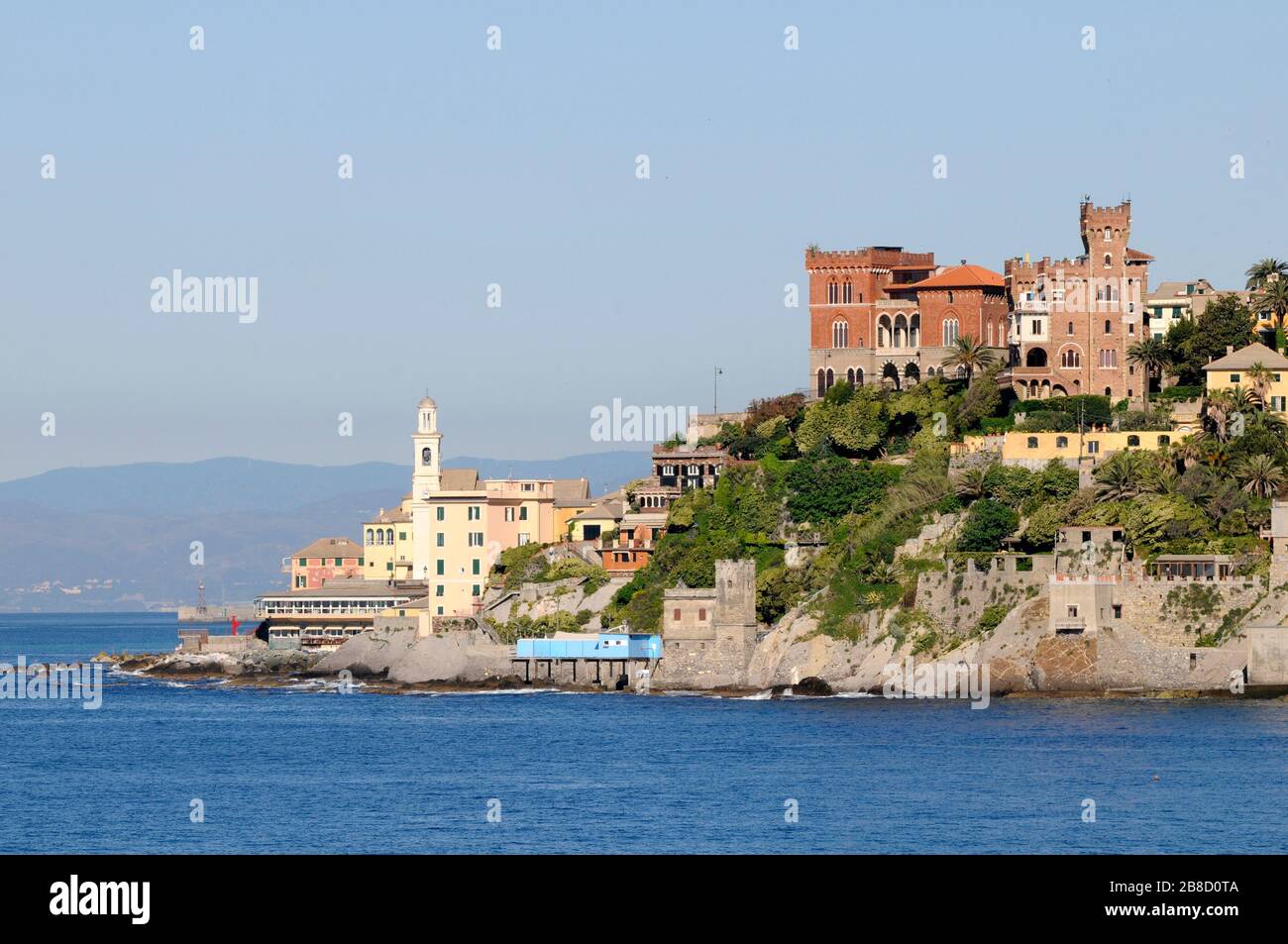 Capo Santa Chiara château, Boccacasse, Gênes, Ligury, Italie, Europe ...