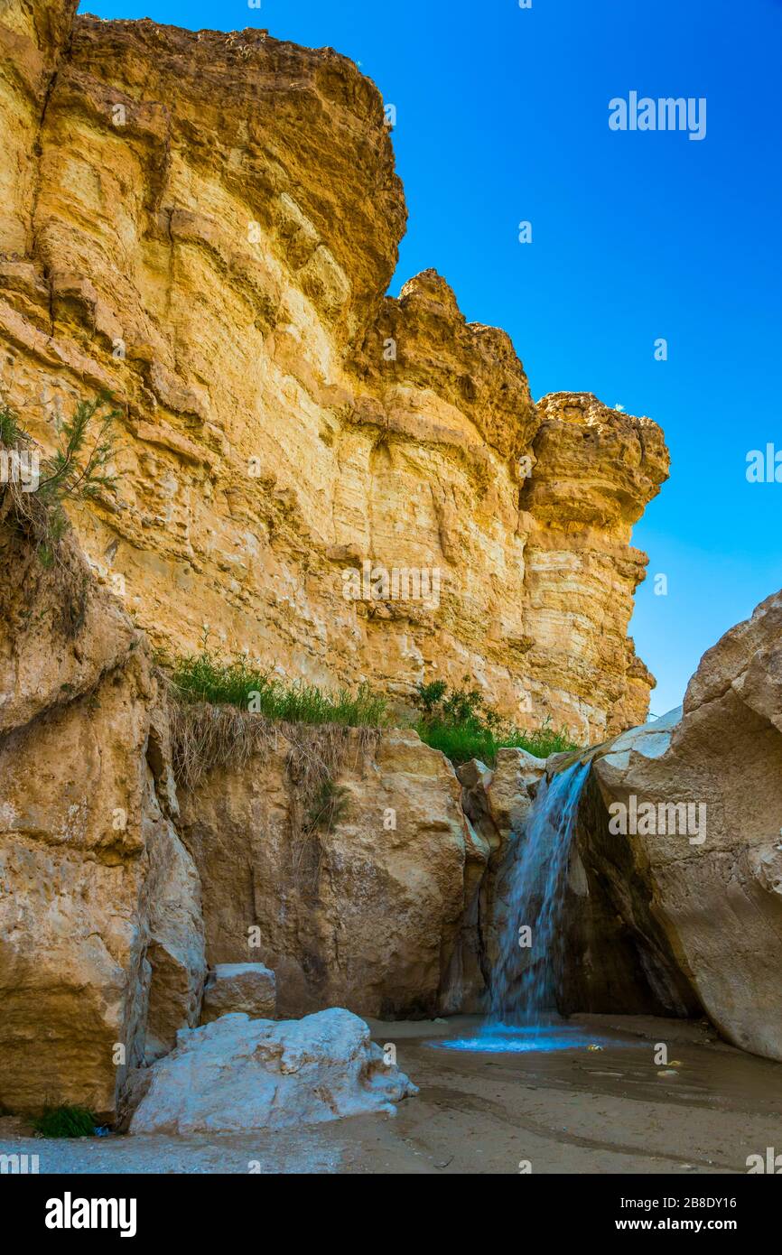 Waterfall oasis tamerza tunisia Banque de photographies et d’images à ...
