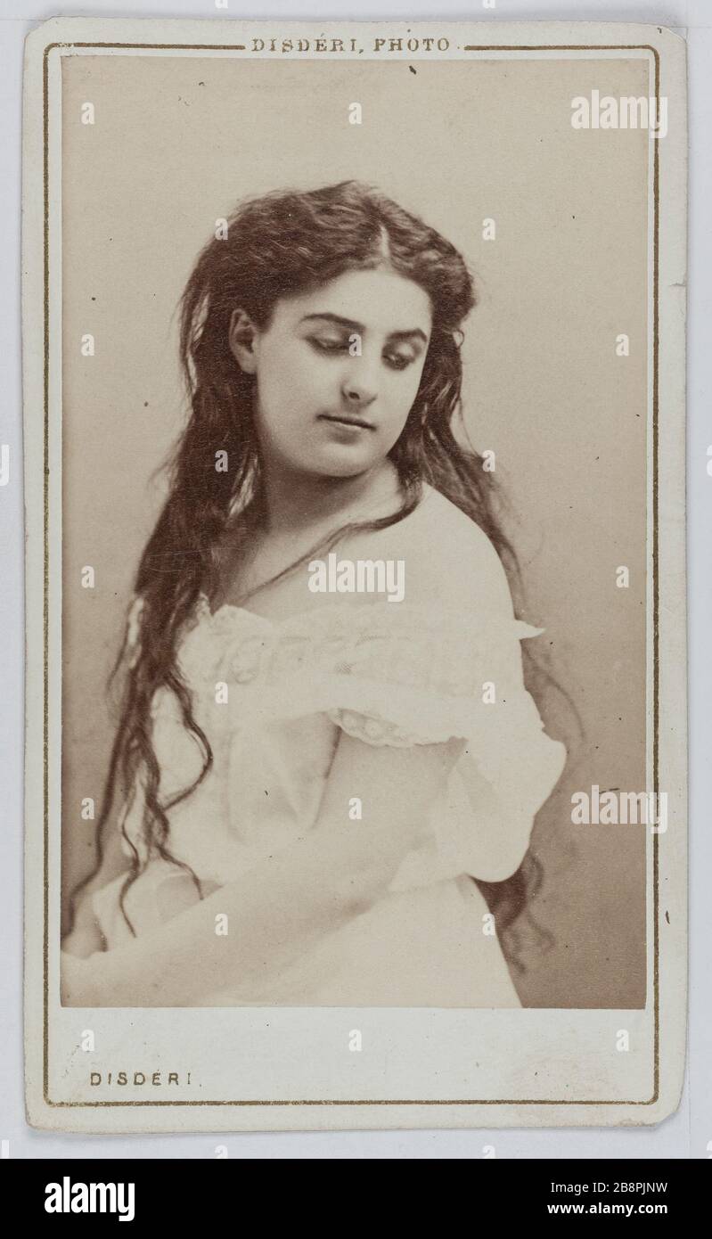 Alice regnault Banque de photographies et d’images à haute résolution ...