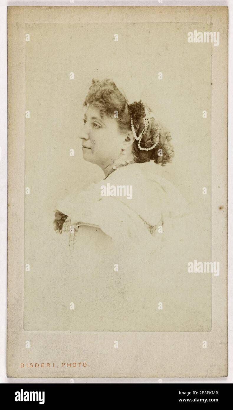 Portrait de Rousseau Leontine (1828- après 1888) (danseuse) Portrait de ...