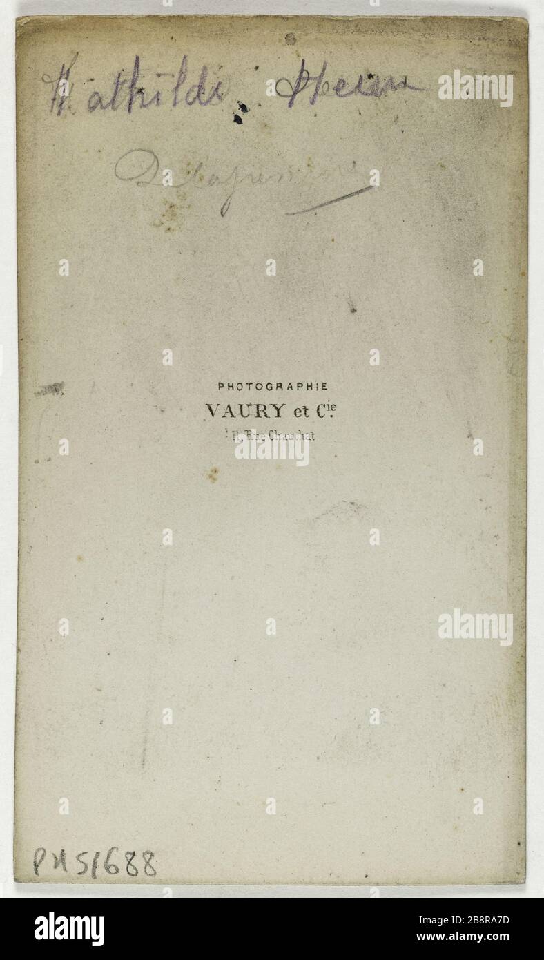 Portrait de Mathilde Heim (ou Eh), actrice-DelasAps Comedy Theatre ...