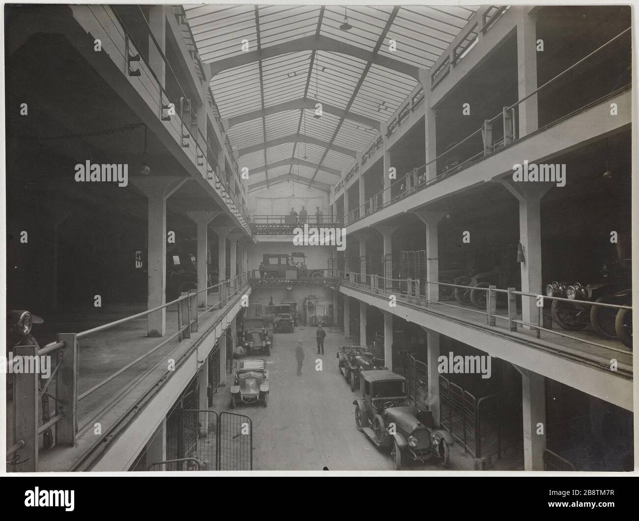 Ponthieu paris Banque de photographies et d’images à haute résolution ...