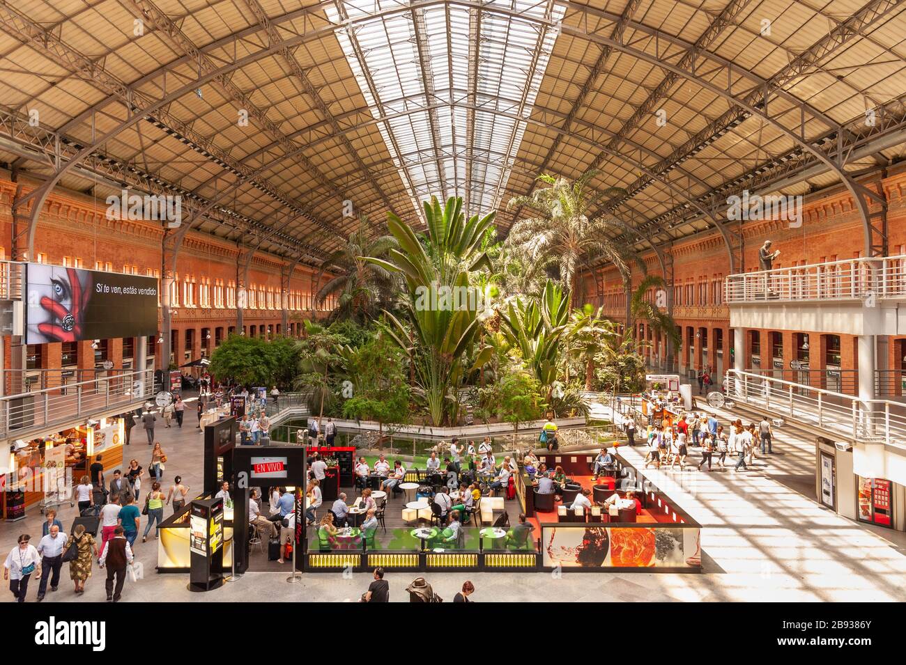 Atocha gare Banque de photographies et d’images à haute résolution - Alamy
