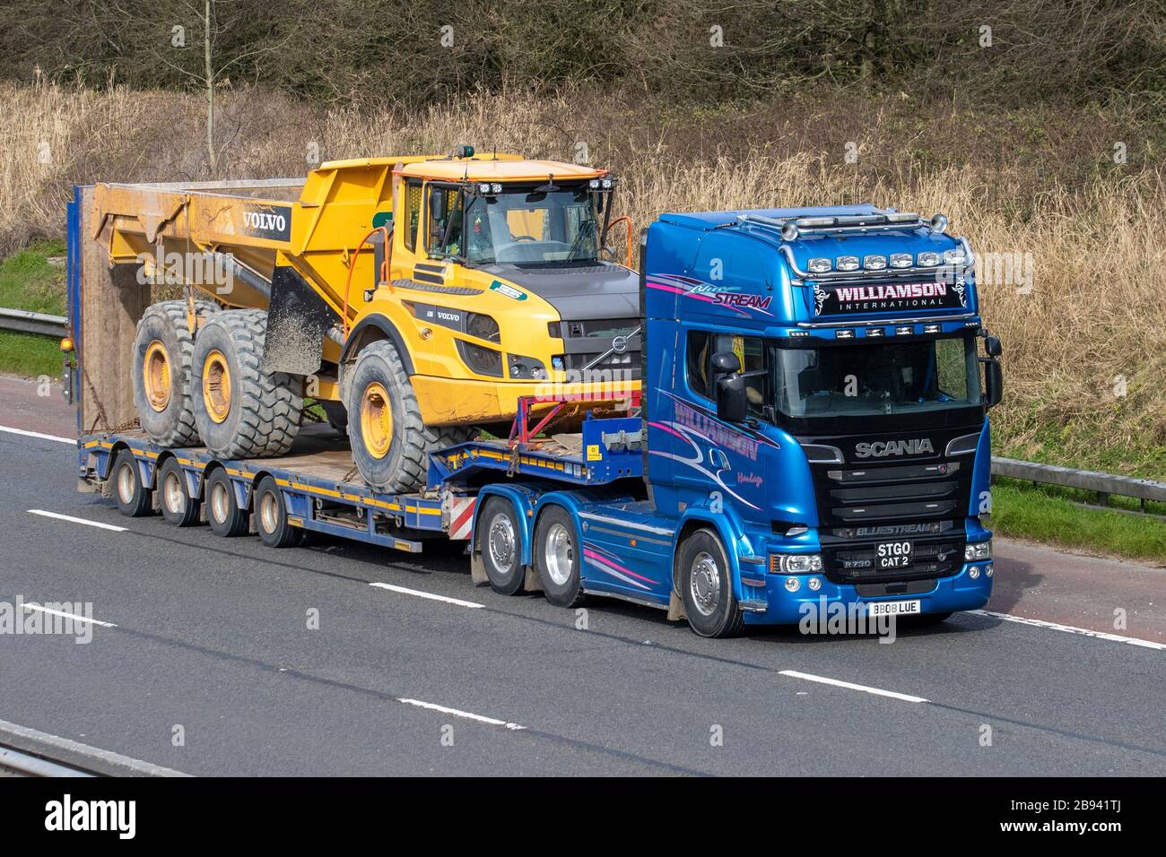 Scania v8 Banque de photographies et d’images à haute résolution - Alamy