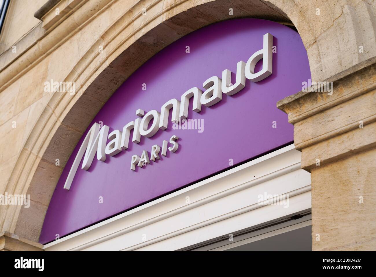 Le logo marionnaud Banque de photographies et d’images à haute ...
