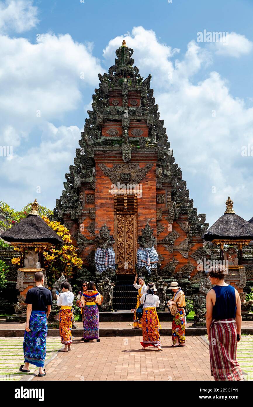 Batuan temple Banque de photographies et d’images à haute résolution ...