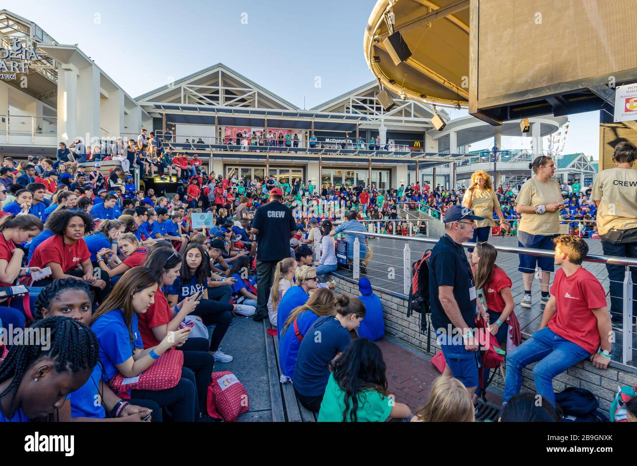 Stade riverain Banque de photographies et d’images à haute résolution ...