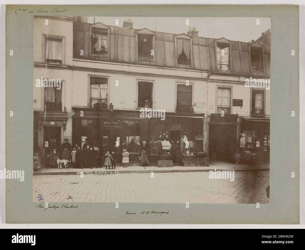 Rue rennequin Banque de photographies et d’images à haute résolution ...