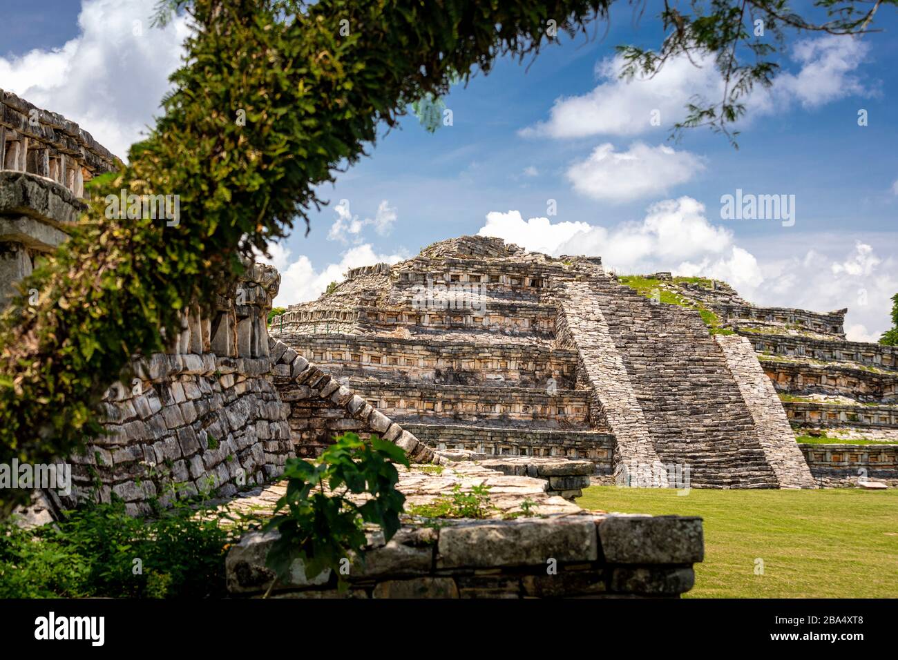 Aztec pyramid Banque de photographies et d’images à haute résolution ...