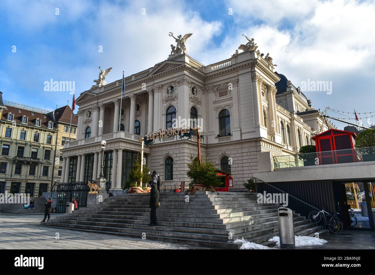Opéra de zurich Banque de photographies et d’images à haute résolution ...