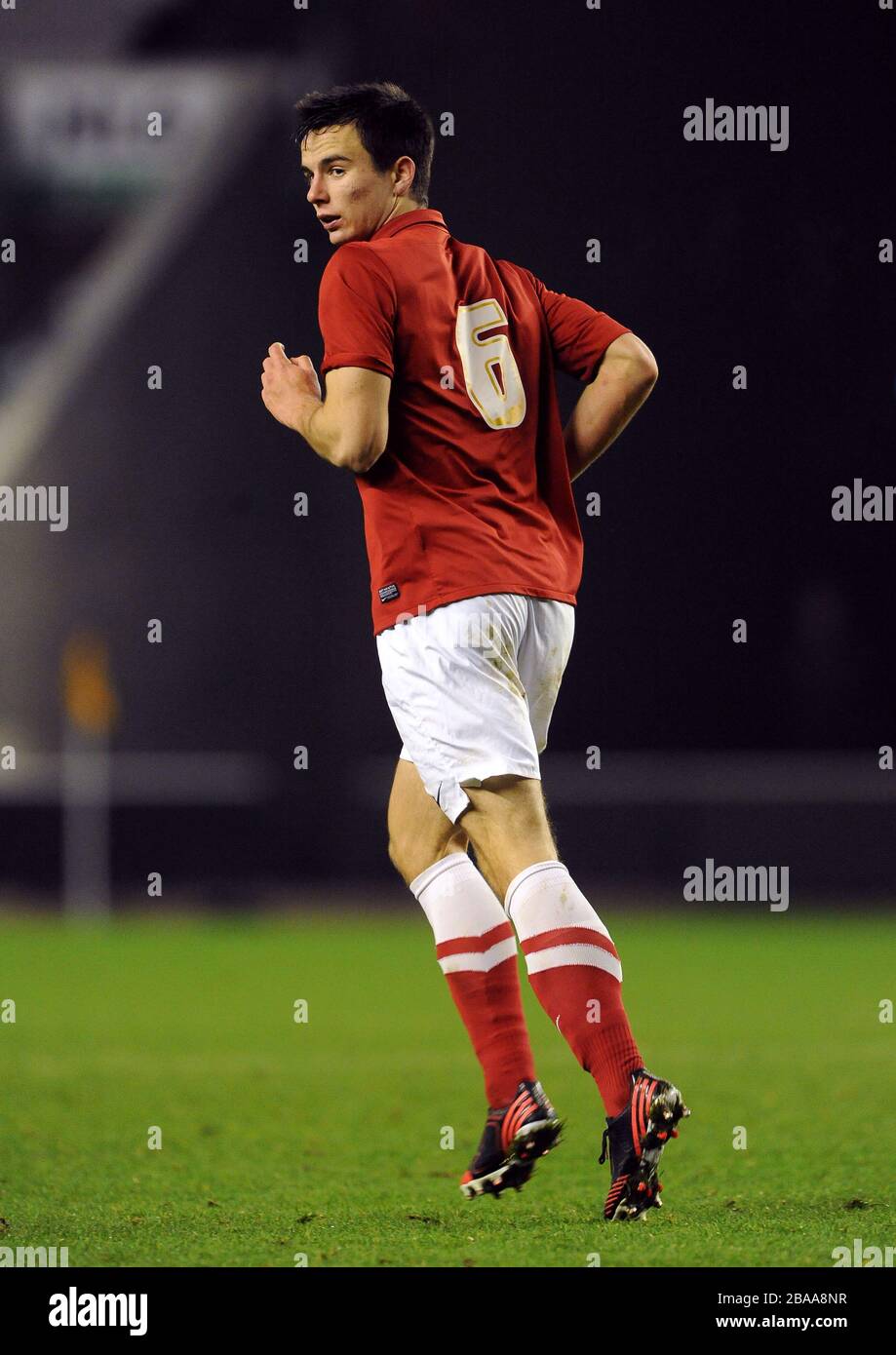 Harry charlton Banque de photographies et d’images à haute résolution ...