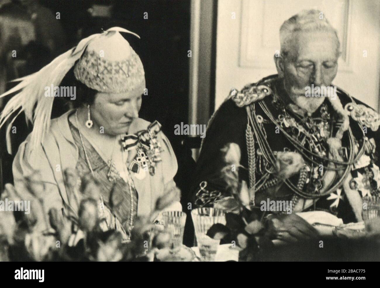 La princesse Juliana des Pays-Bas était l'invitée du Kaiser Wilhelm II ...