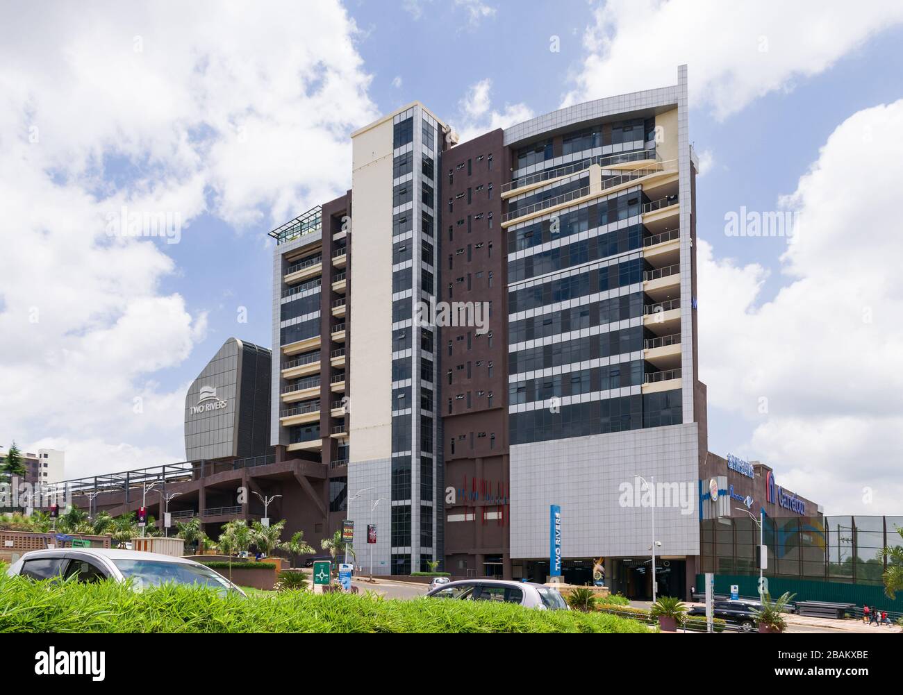 Malls nairobi Banque de photographies et d’images à haute résolution ...