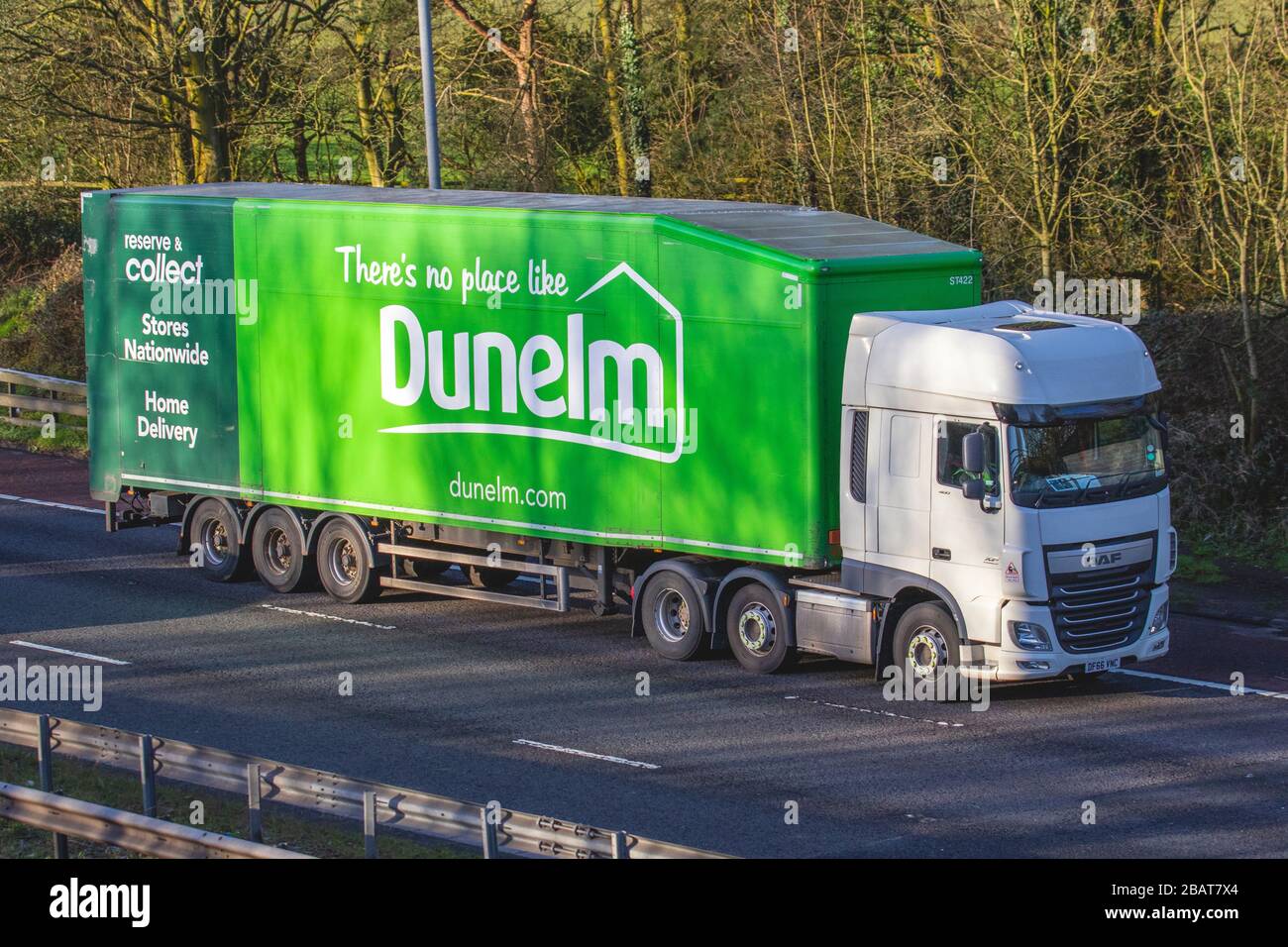 Camion dunelm Banque de photographies et d’images à haute résolution ...