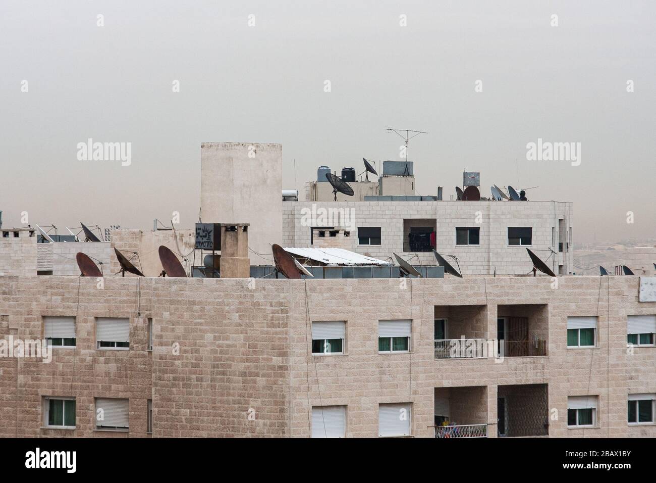 Pollution de l'air sur amman Banque de photographies et d’images à ...