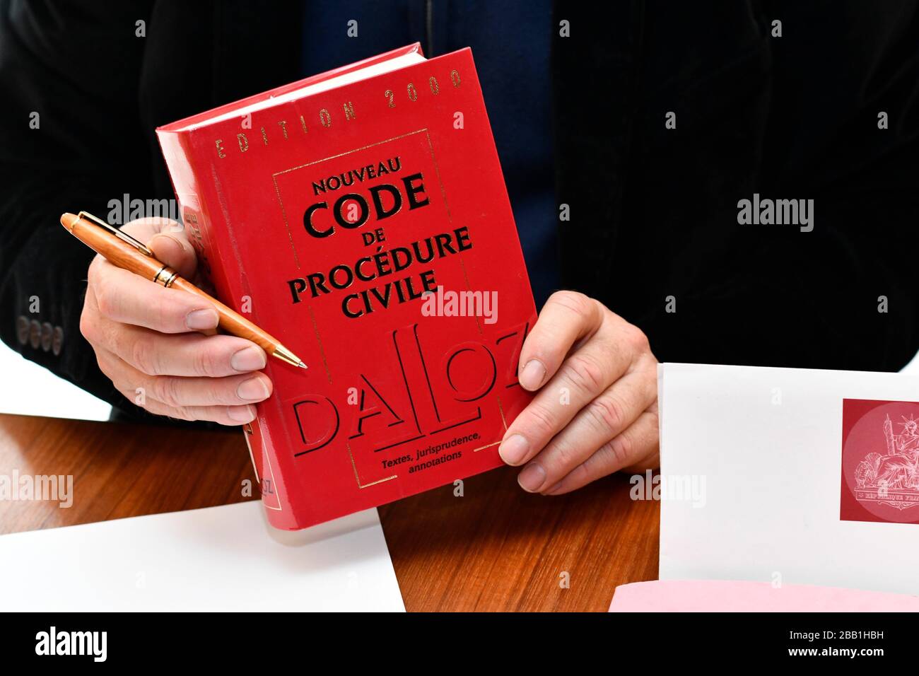 Code civil france Banque de photographies et d’images à haute ...