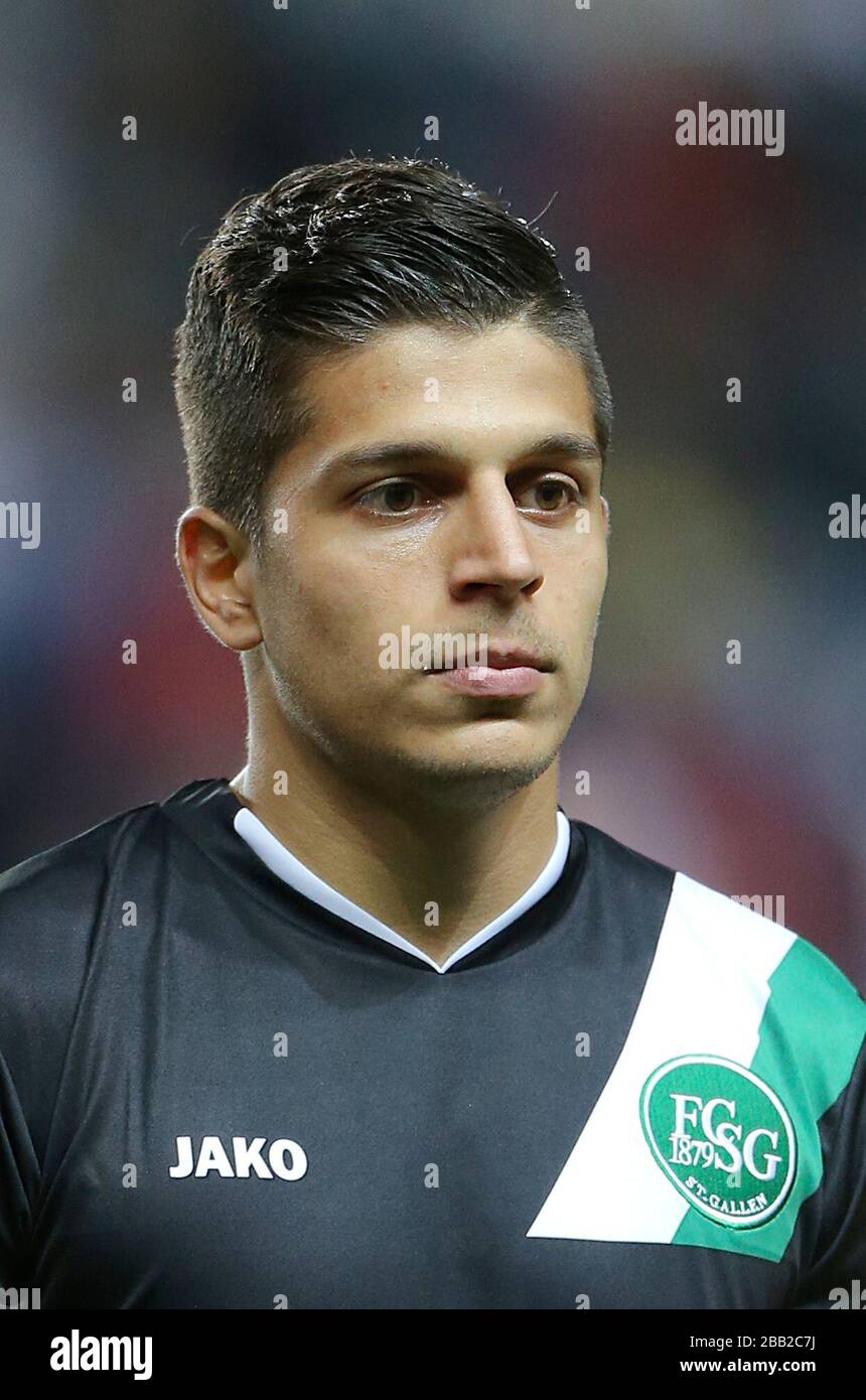 Roberto rodriguez Banque de photographies et d’images à haute ...