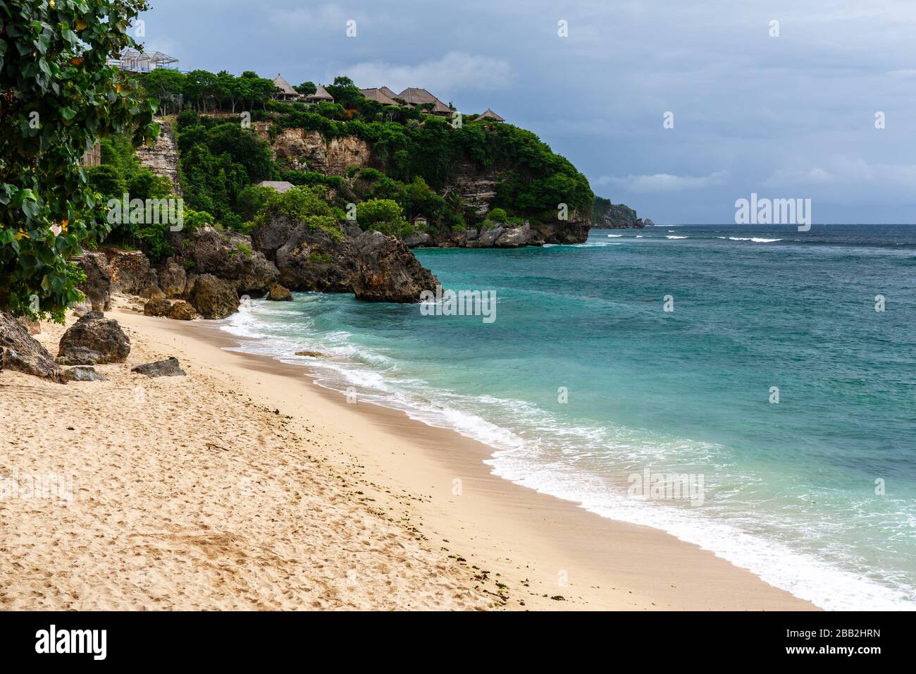 Plage de pecatu Banque de photographies et d’images à haute résolution ...