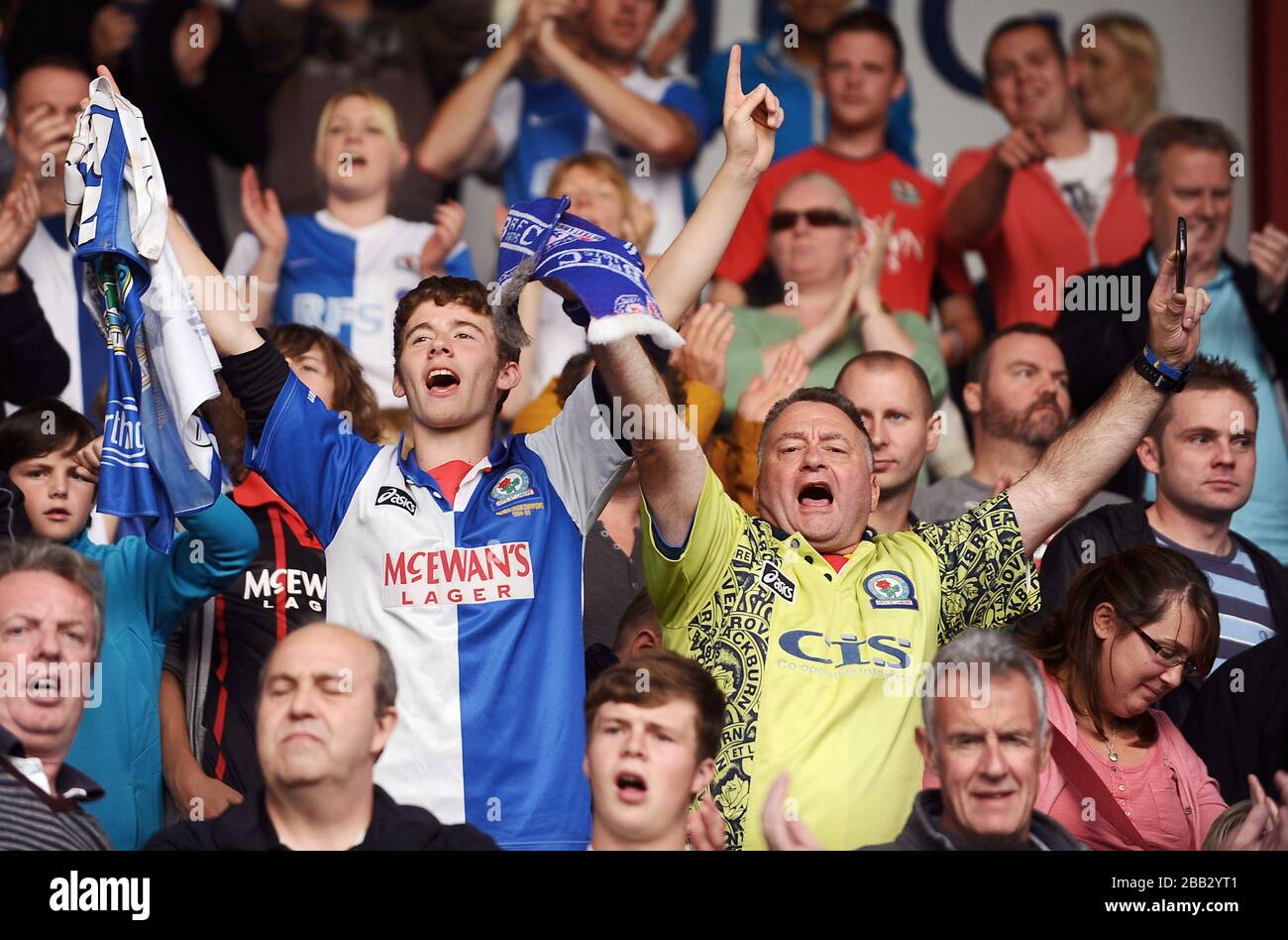 Blackburn rovers fans dans les stands Banque de photographies et d ...