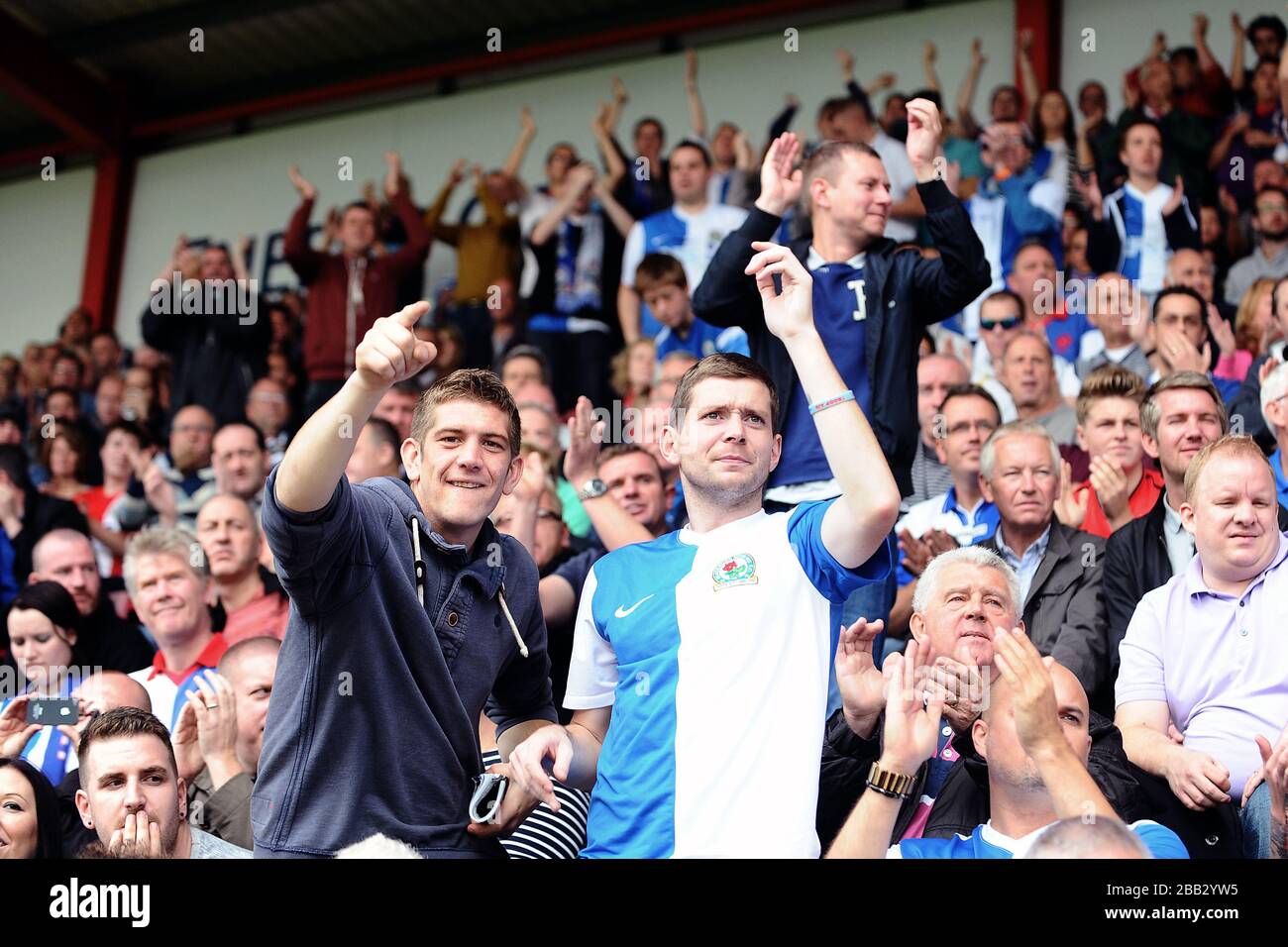 Blackburn rovers fans dans les stands Banque de photographies et d ...