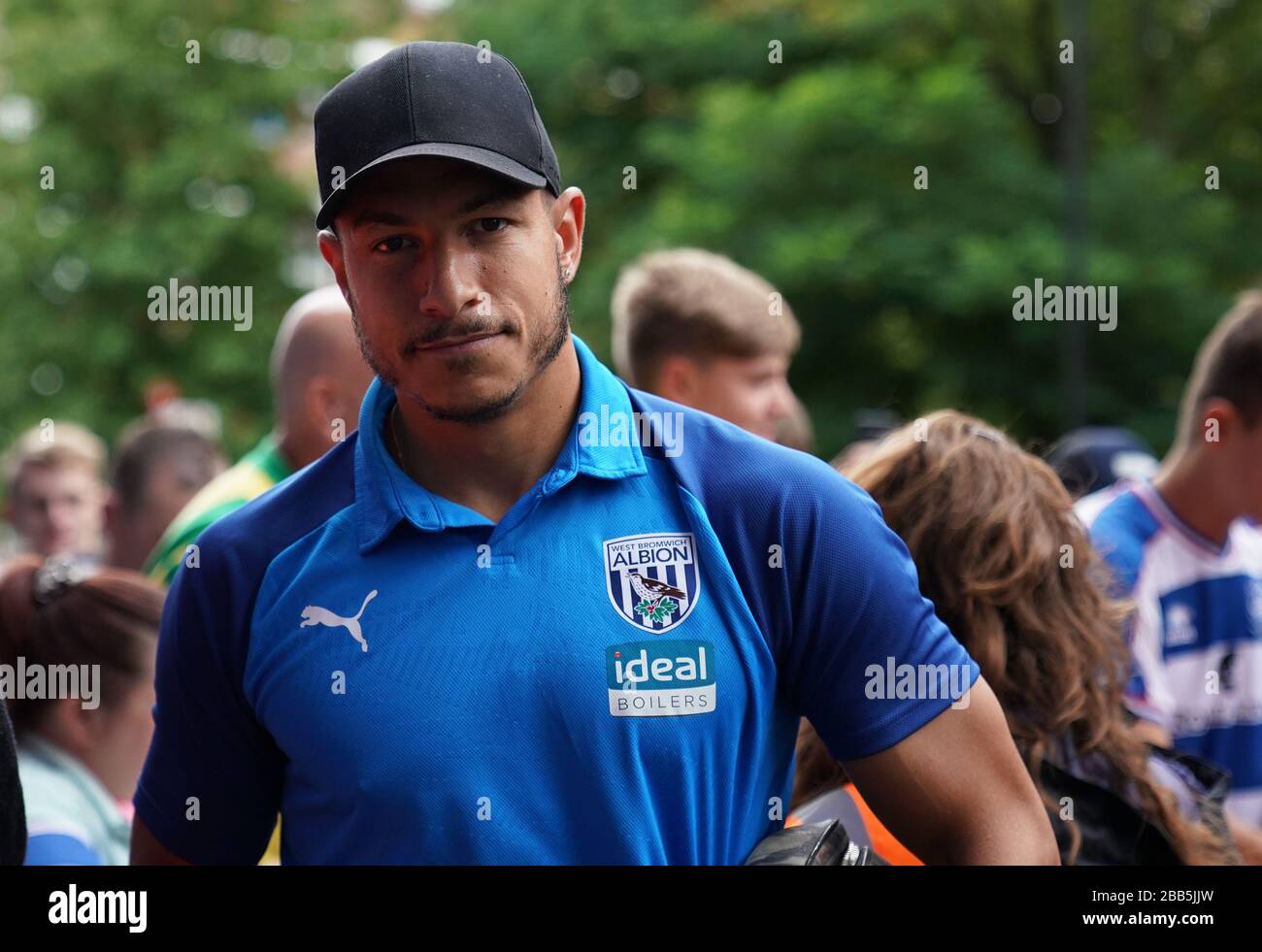 West bromwich albions jake livermore arrive Banque de photographies et ...