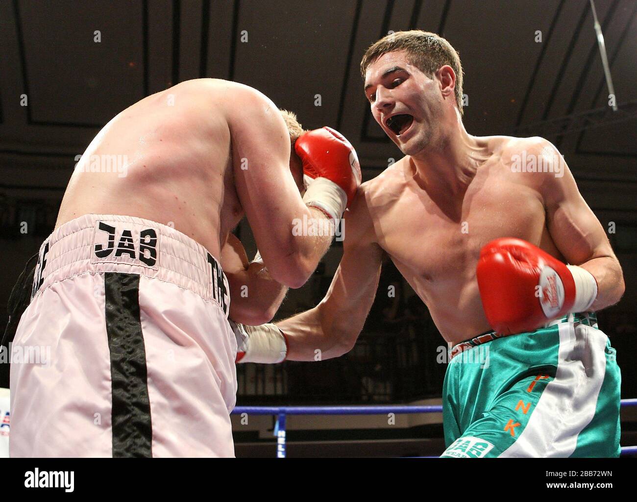 Steve O'Mara (Wembley, short vert) bat Ben Hudson (Cambridge, short ...