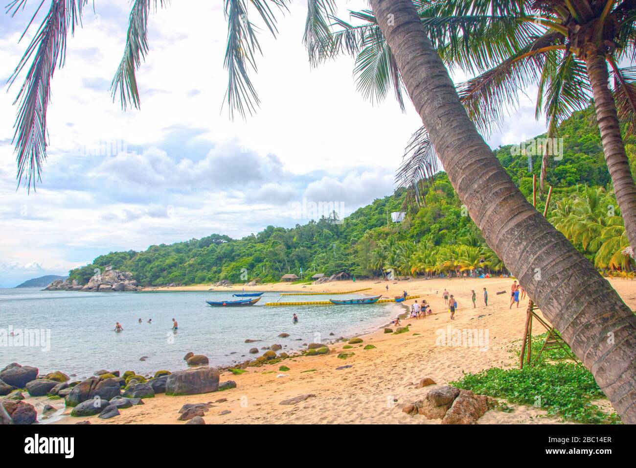 Plage sur l'île de Cu Lao Cham, une des îles de Cham au Vietnam ...