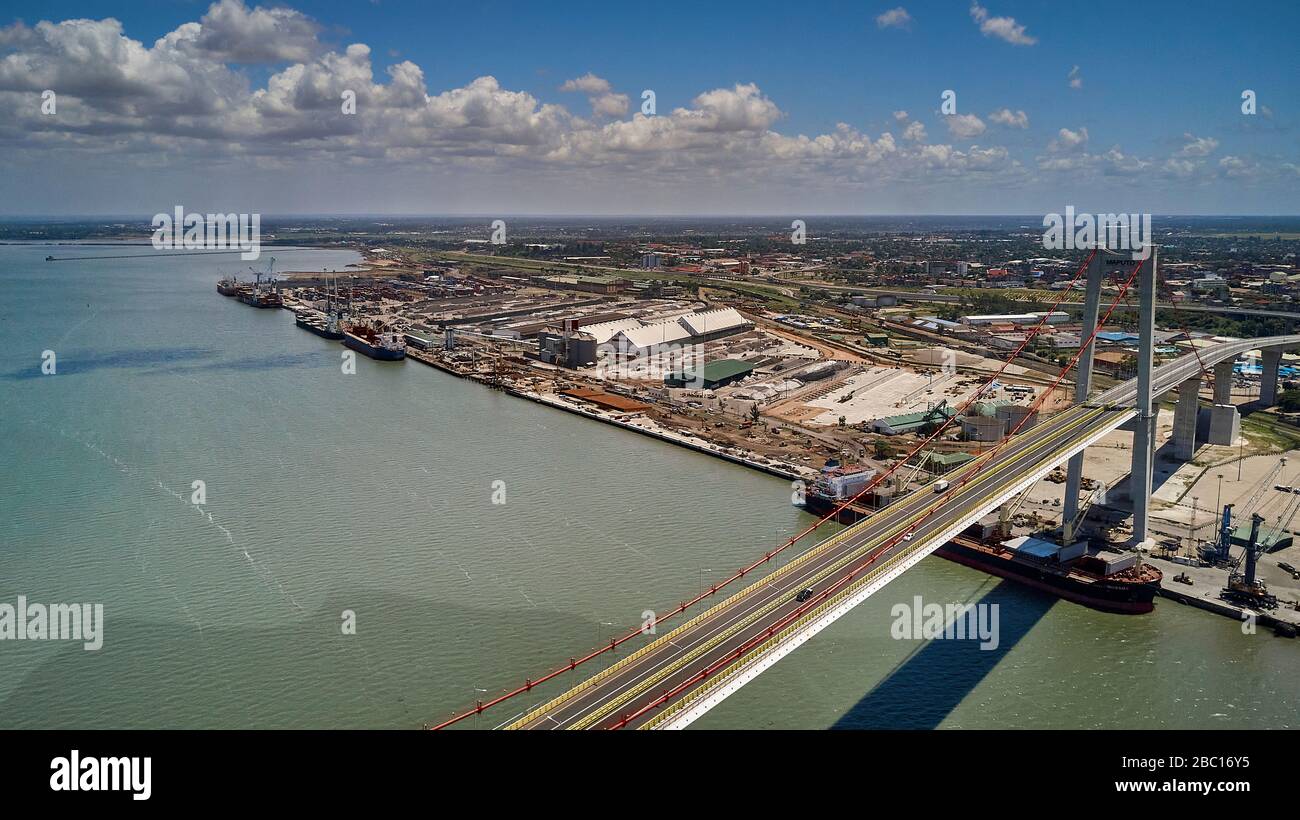 Maputo catembe bridge Banque de photographies et d’images à haute ...