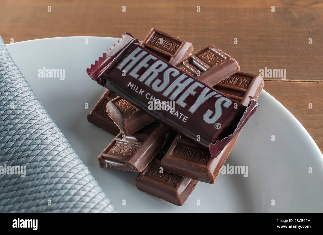 Barre de chocolat au lait hersheys Banque de photographies et d’images à haute résolution - Alamy
