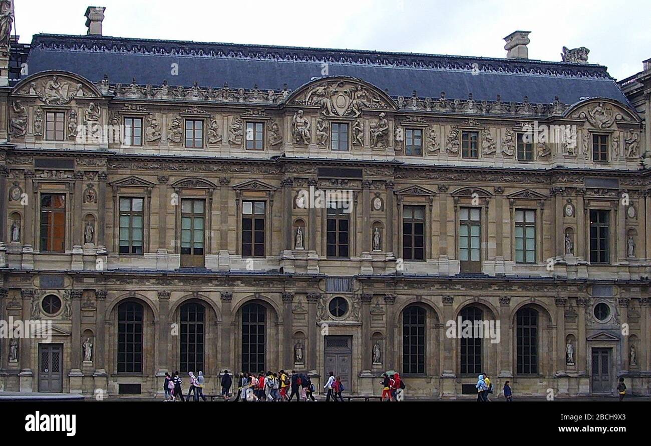 East Facade Louvre Banque d'image et photos - Alamy