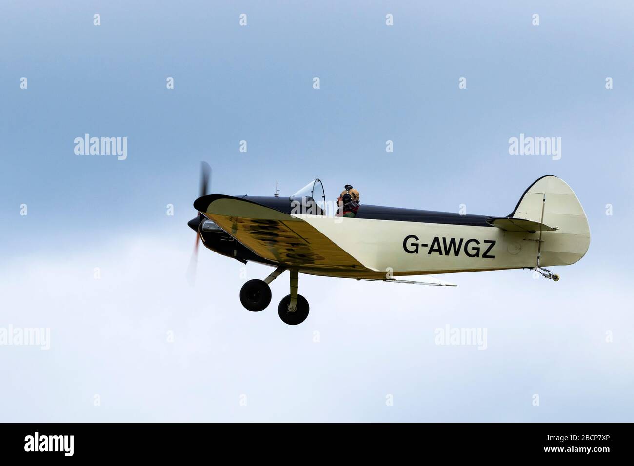 Low wing monoplane open cockpit Banque de photographies et d’images à ...