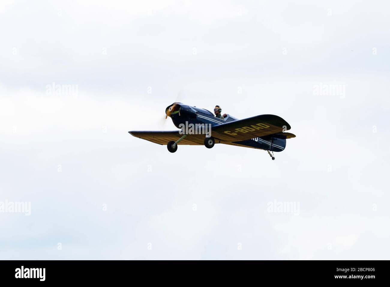 Low wing monoplane open cockpit Banque de photographies et d’images à ...