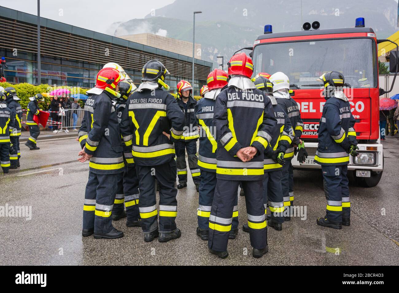 Uniforme de la croix rouge italienne Banque de photographies et d ...