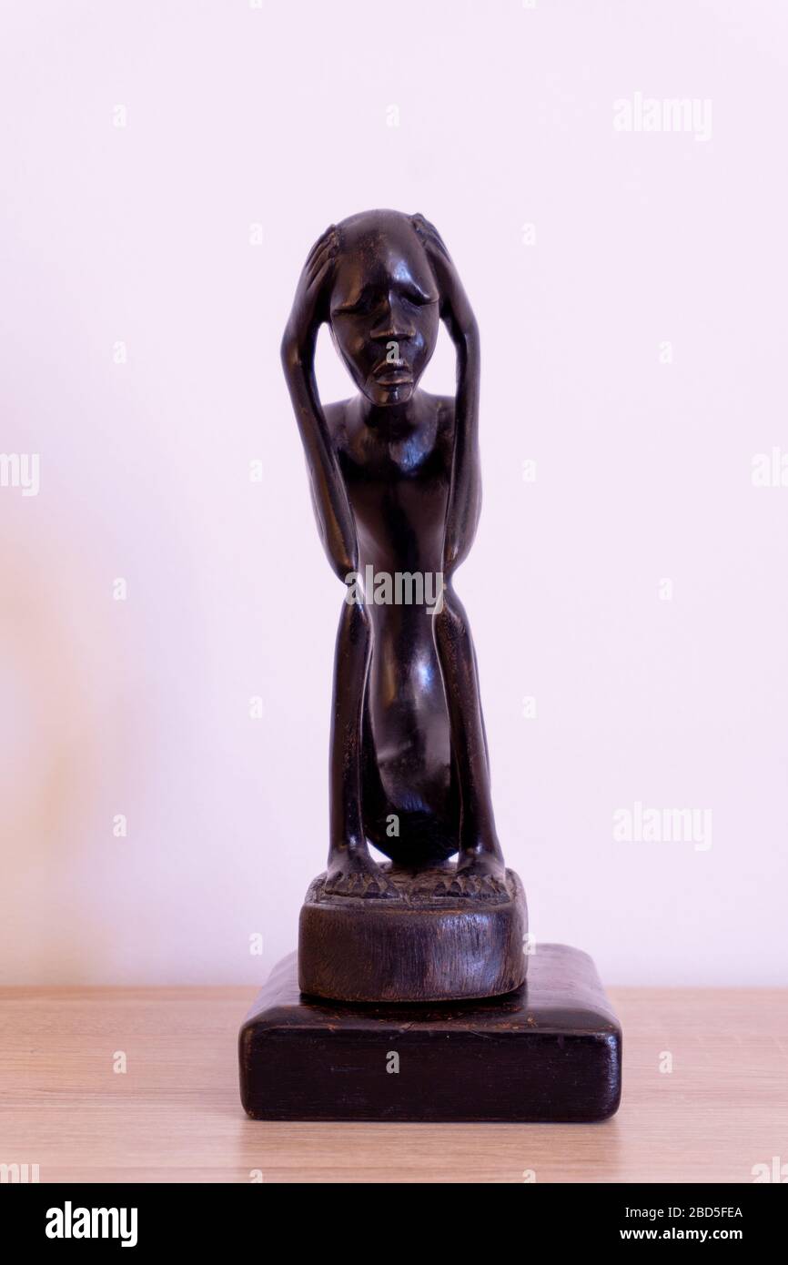 La statue de penseur Banque de photographies et d’images à haute ...