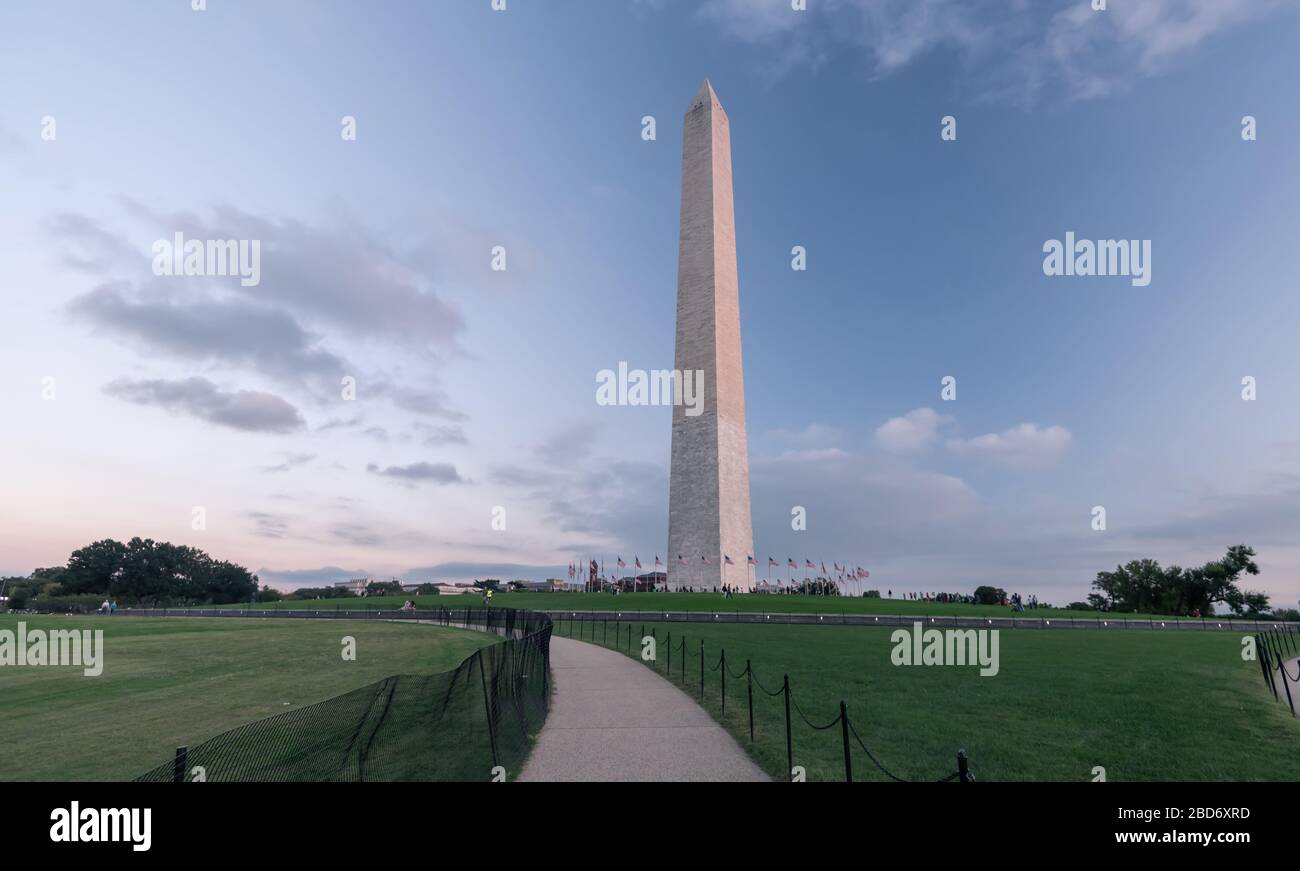 Le Monument Aux Drapeaux Banque d'image et photos - Alamy