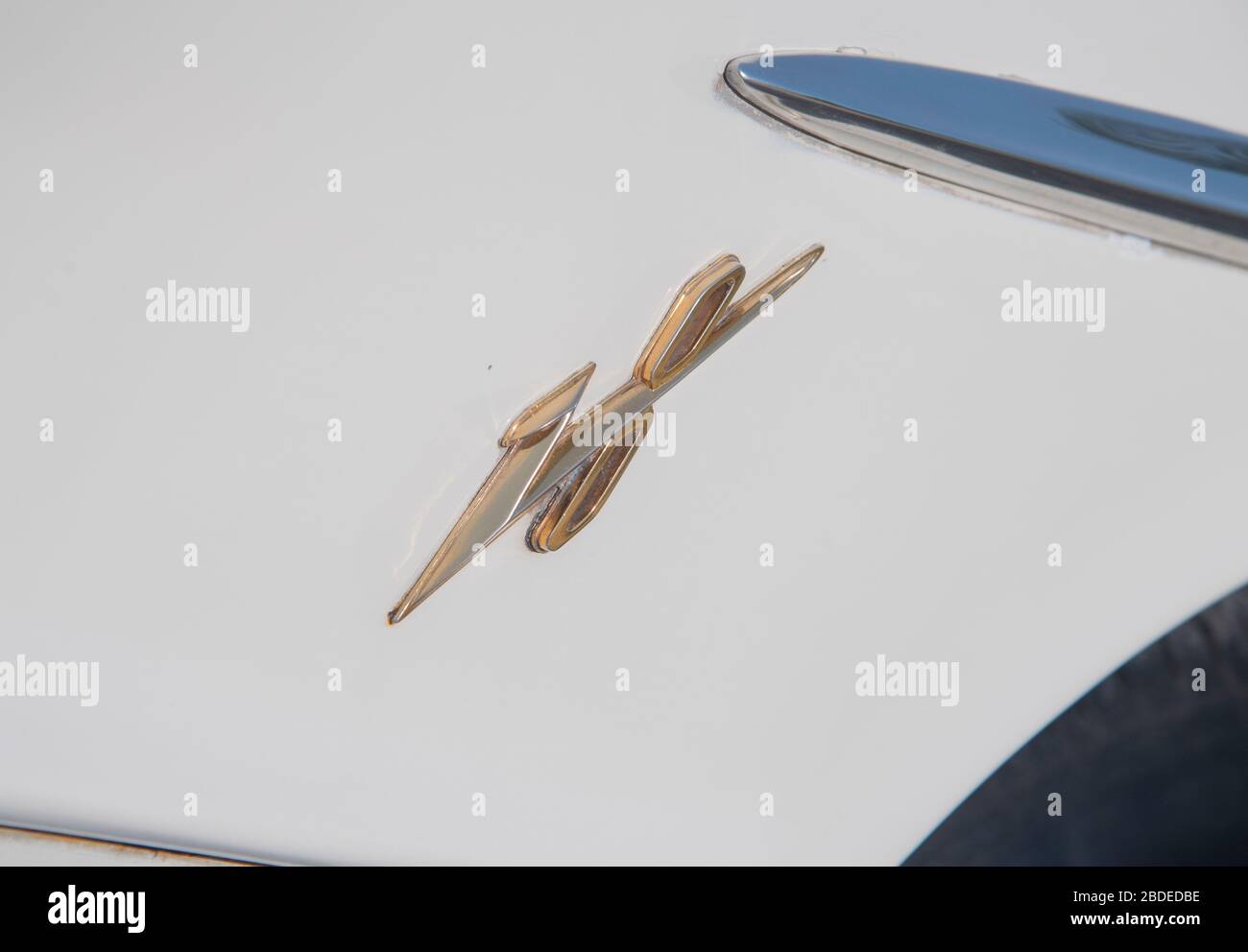 Old pontiac logo Banque de photographies et d’images à haute résolution ...