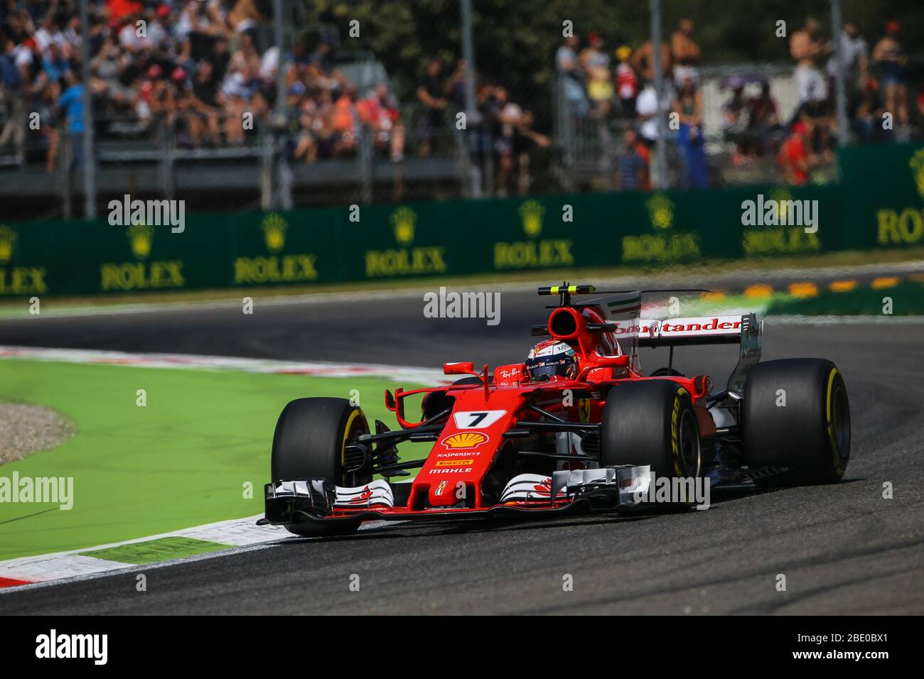 Ferrari sf70 h Banque de photographies et d’images à haute résolution ...