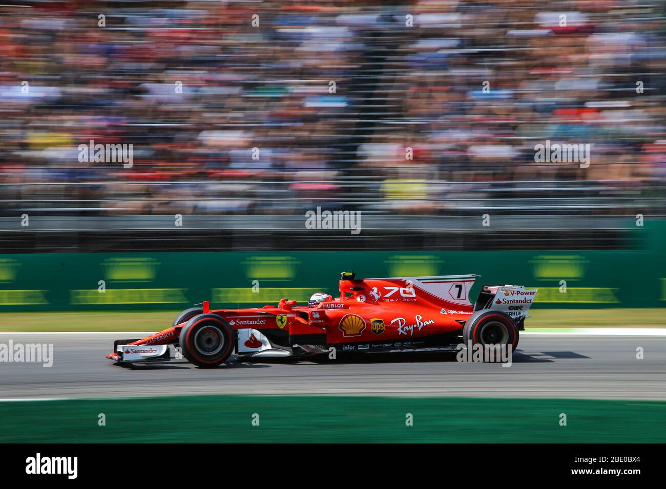 Ferrari sf70 h Banque de photographies et d’images à haute résolution ...